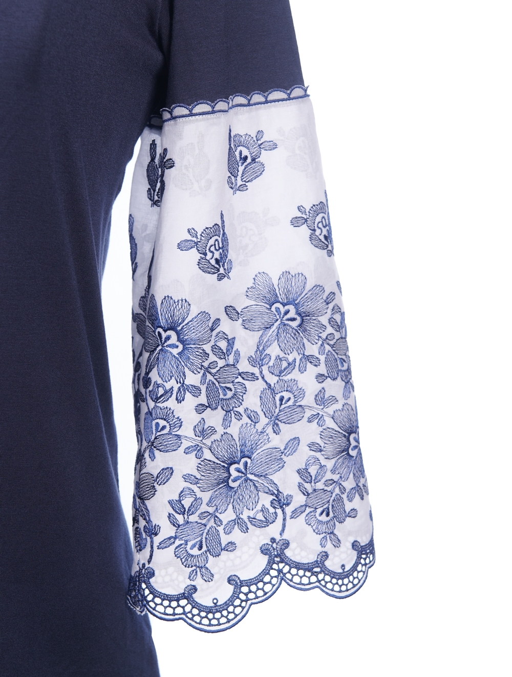 Midnight blue T-shirt with embroidered sleeves - Save The Queen!